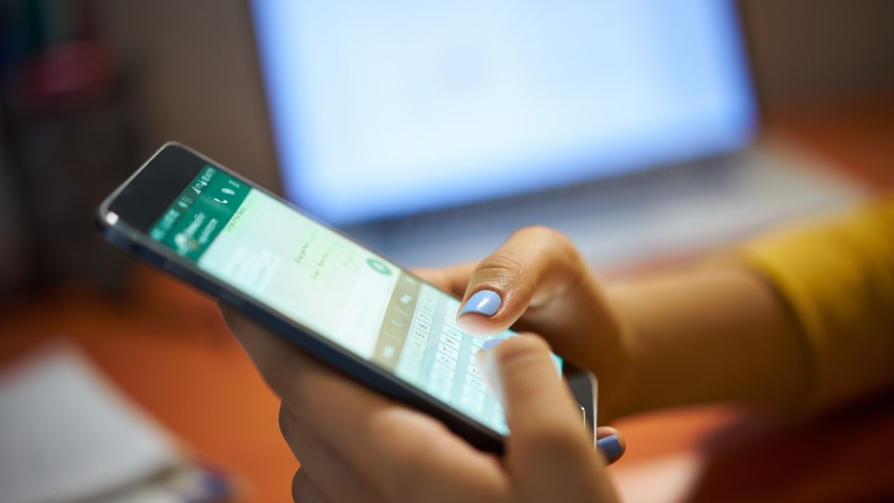 Meta AI Bisa Digunakan di Grup WhatsApp, Begini Cara Aktifkan dan Aturannya | Indonesiabuzz.com