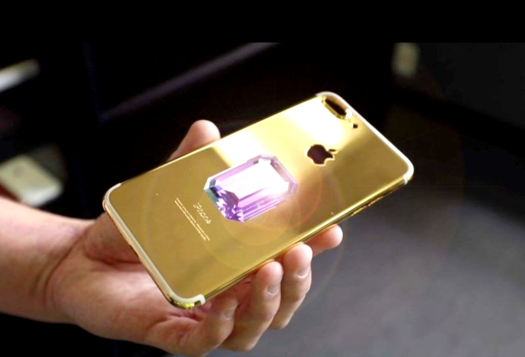 Empat Smartphone Super Mahal di Dunia, Ada Yang Bisa Buat Beli Rumah ...