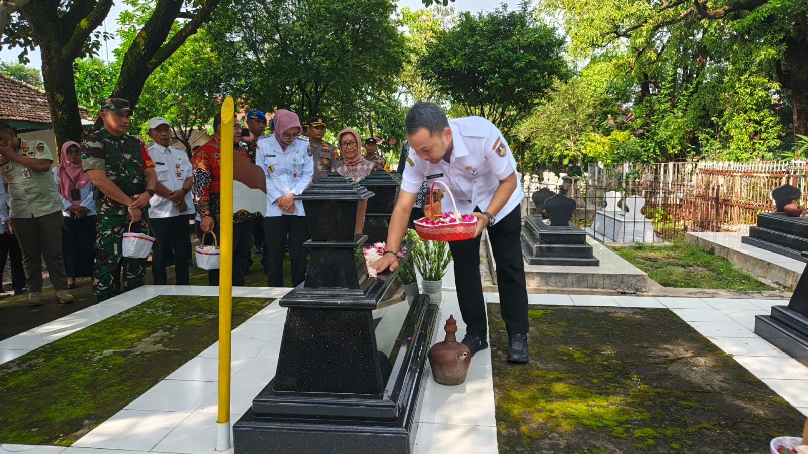 Respati Ardi Pimpin Ziarah Peringatan Hari Jadi Pemerintah Kota ...